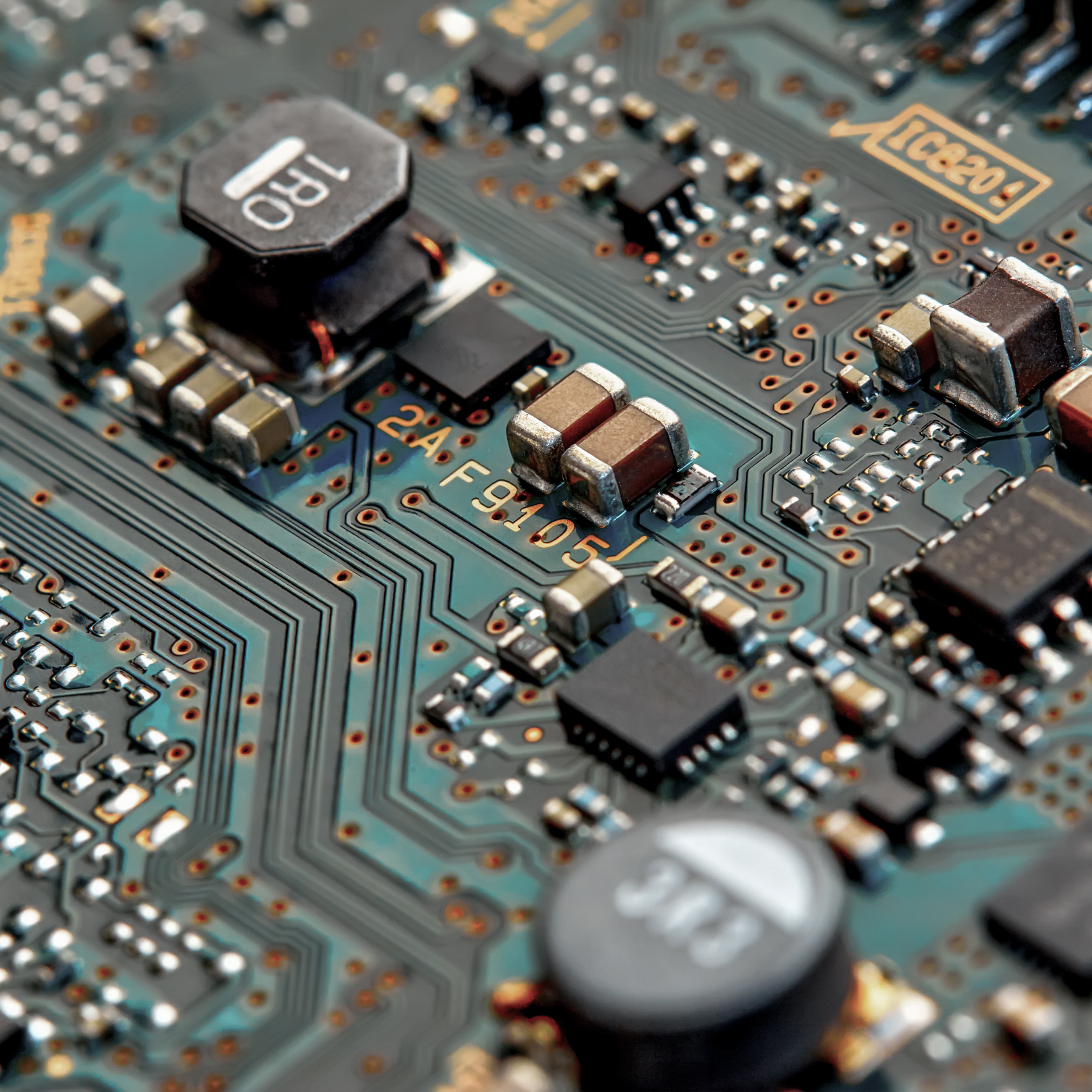 Miniaturization | Maximized ergonomics & robustness | Fischer Connectors